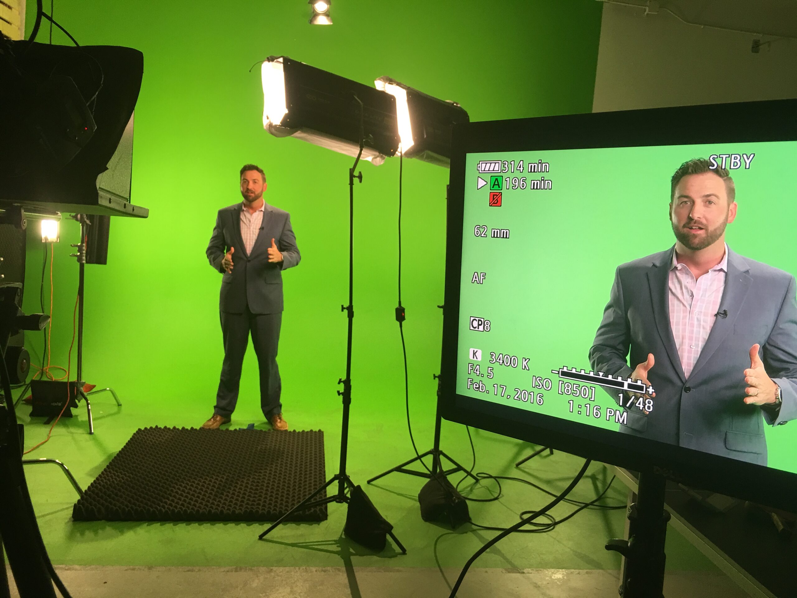 Apa itu Green Screen? Pengertian, Manfaat dan Cara Kerjanya - Bawor ...